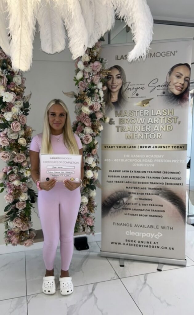 Beginners Classic Lash Training - iLashed by Imogen